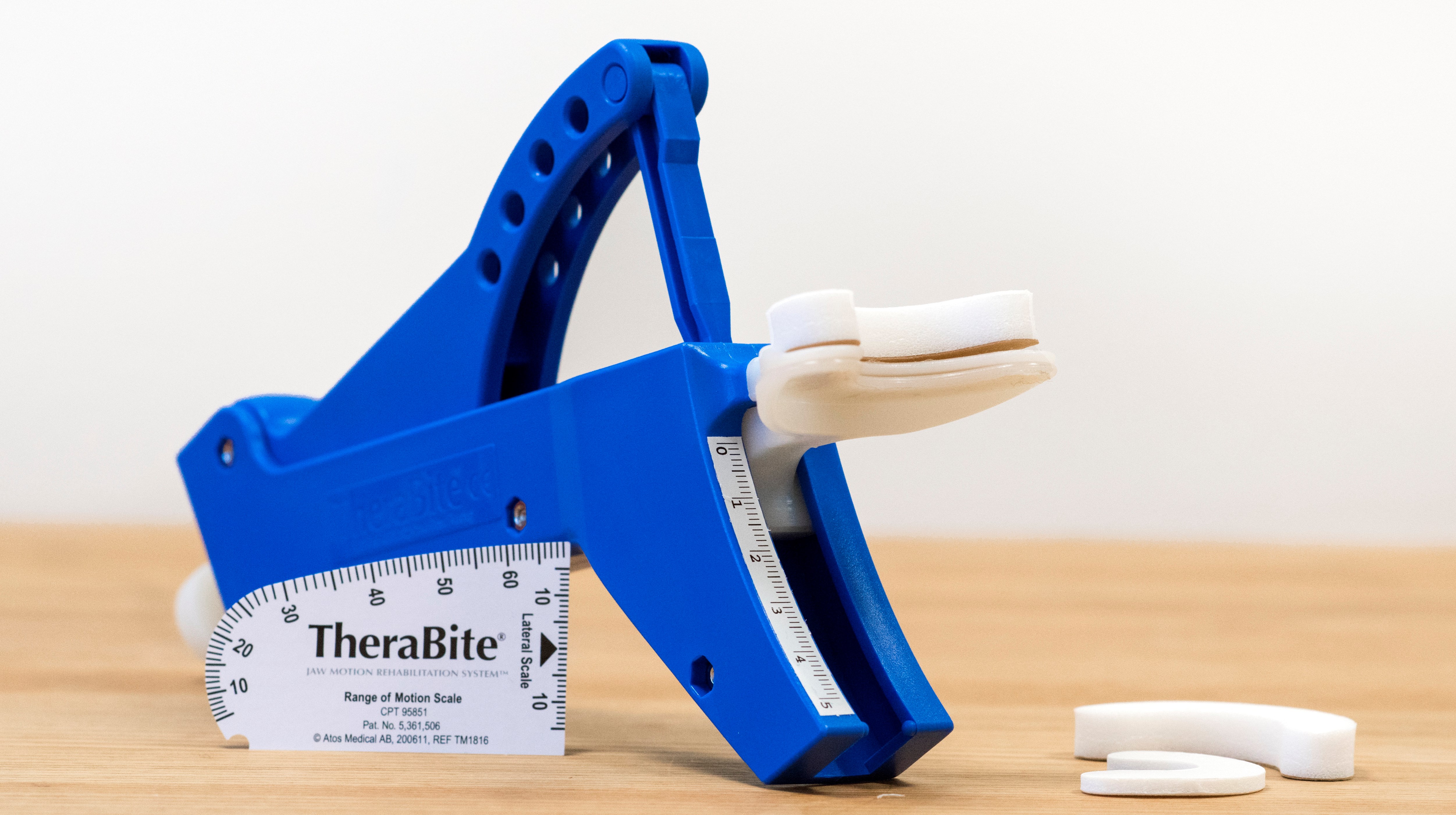 Therabite, Käktänjningsredskap - Mun-H-Center